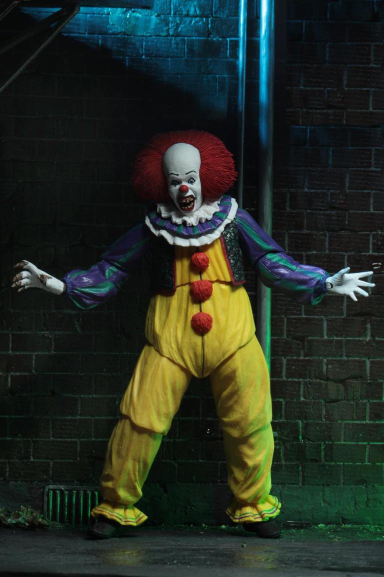 NECA dévoile un peu plus la Version 2 de sa figurine Grippe-Sou 1990 ...