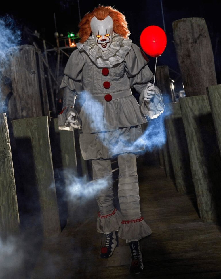 Un animatronic Grippe-Sou de presque 2 mètres pour Halloween ...